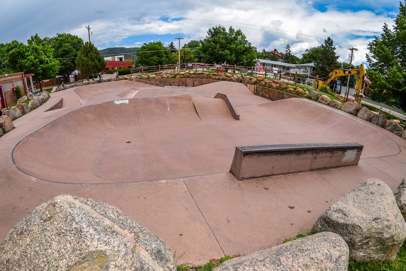 Silver Manitou Skatepark - Skatedex