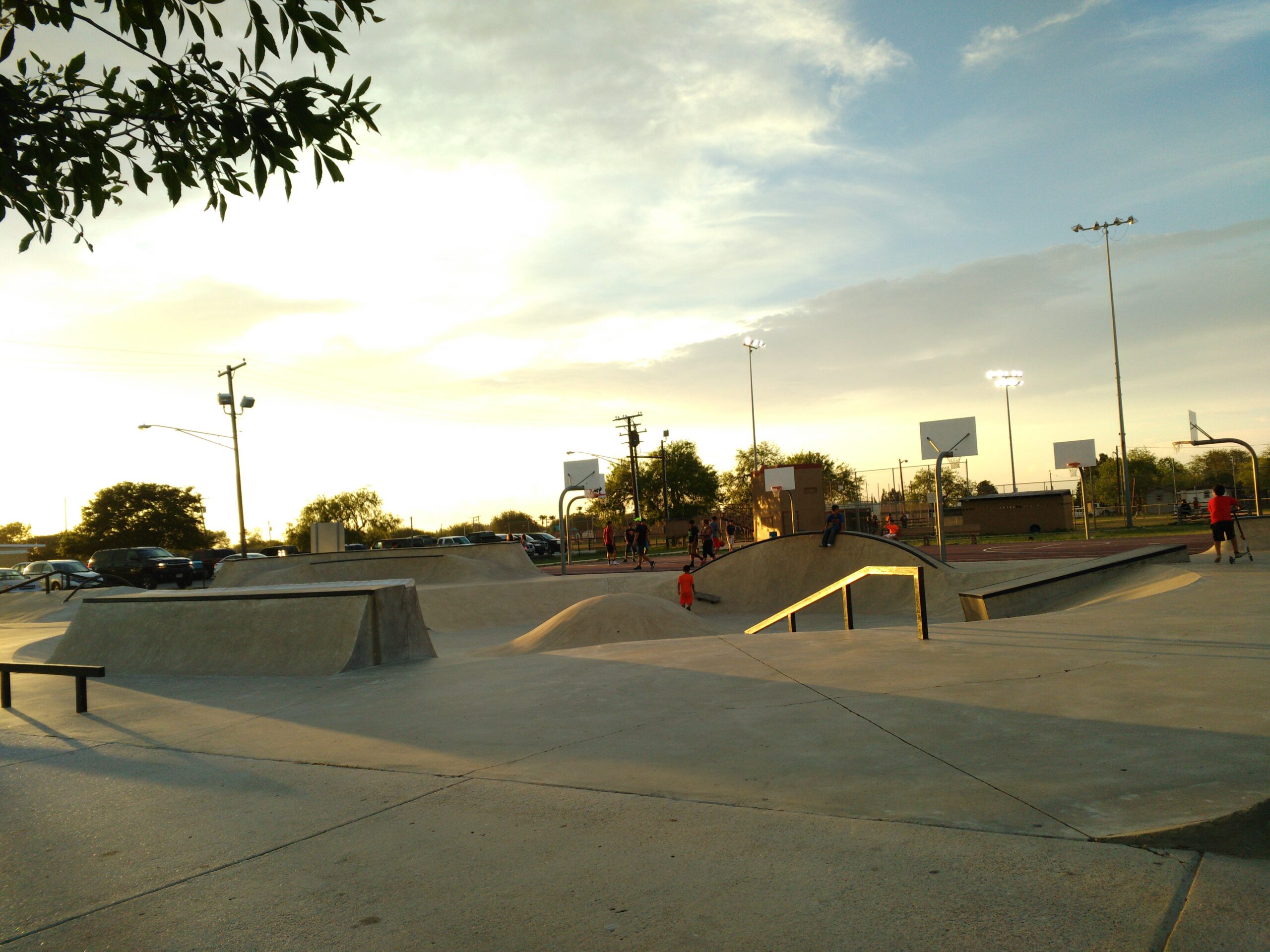 Los Fresnos Skatepark - Skatedex