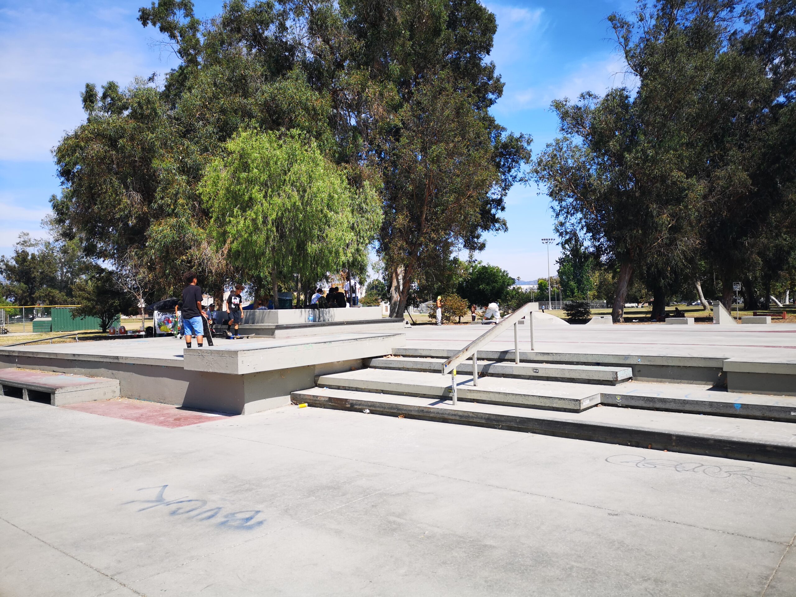 North Hollywood Skate Plaza Skatepark - Skatedex