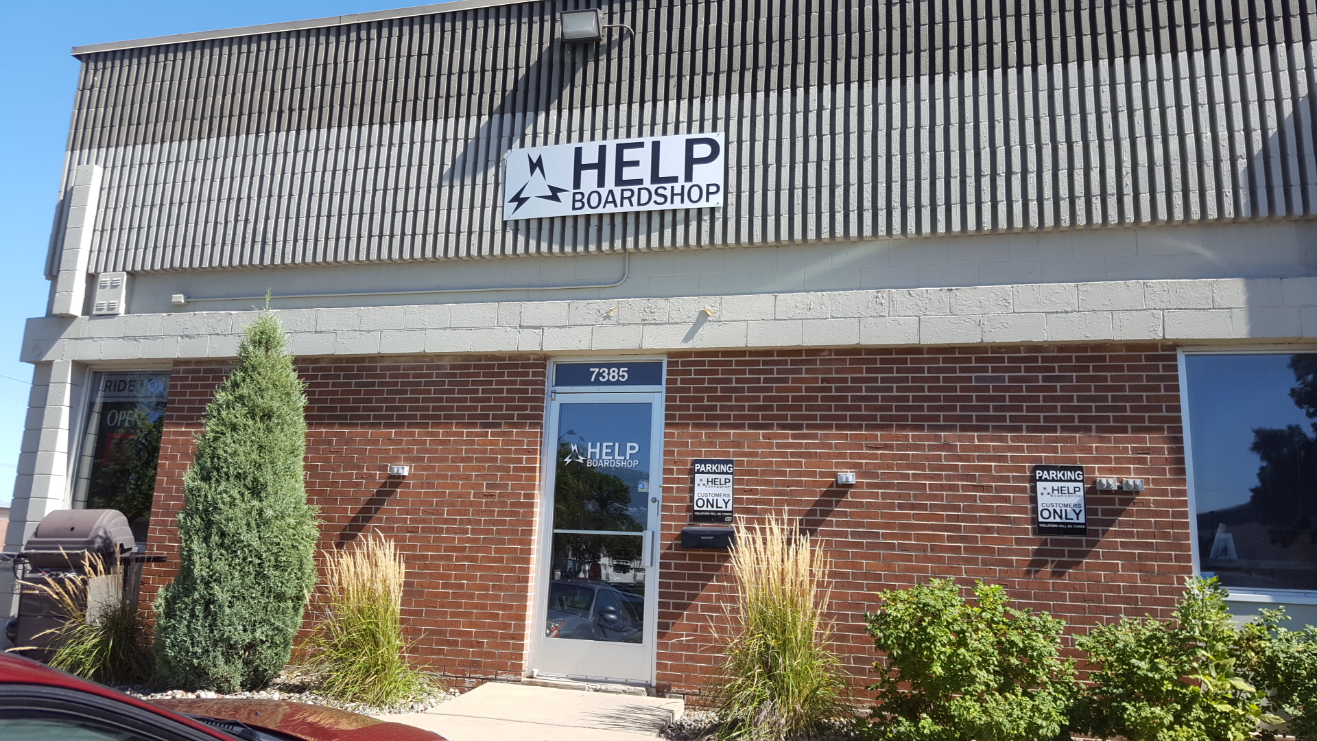 Help Boardshop and Indoor Skatepark - Skatedex