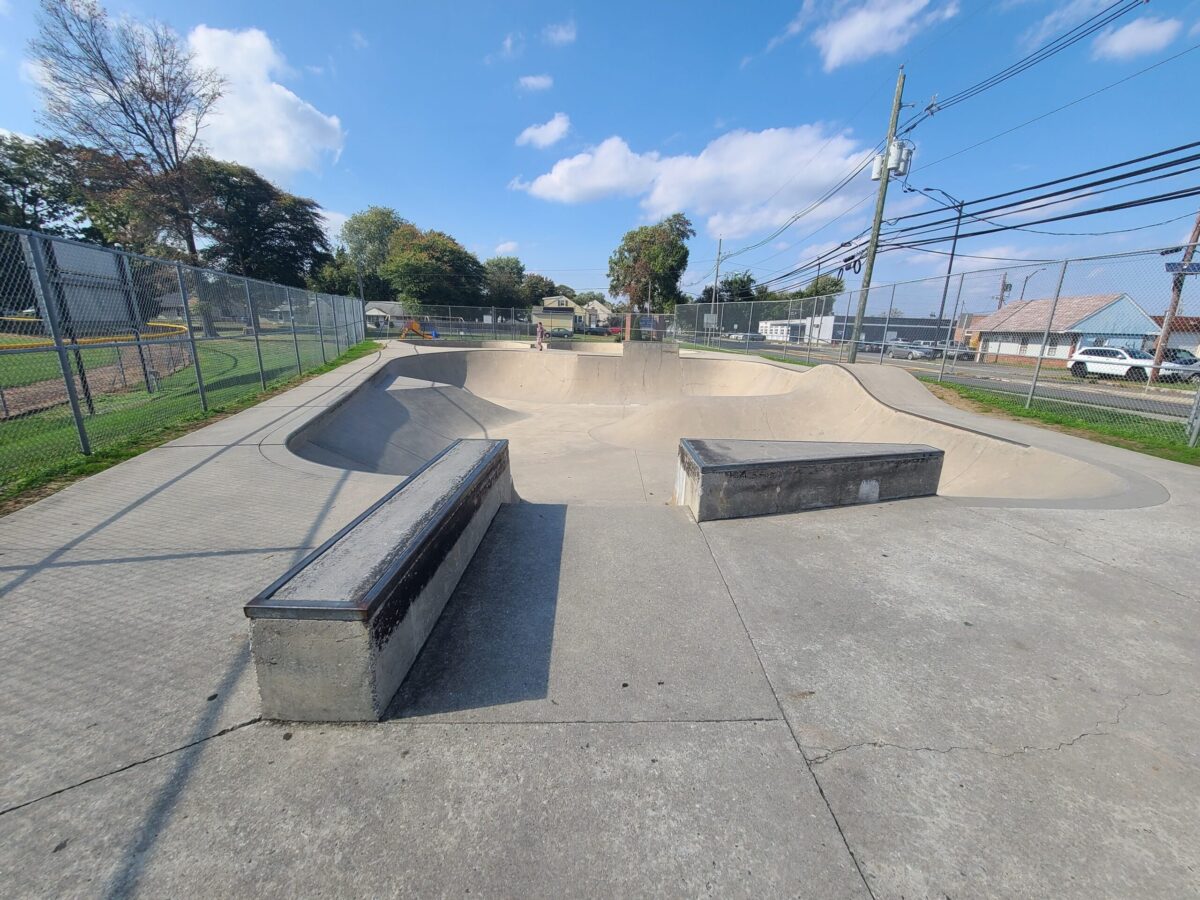 Maple Shade Skatepark - Skatedex
