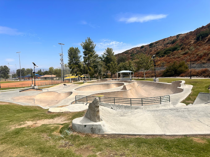 McVicker Canyon Skatepark - Skatedex